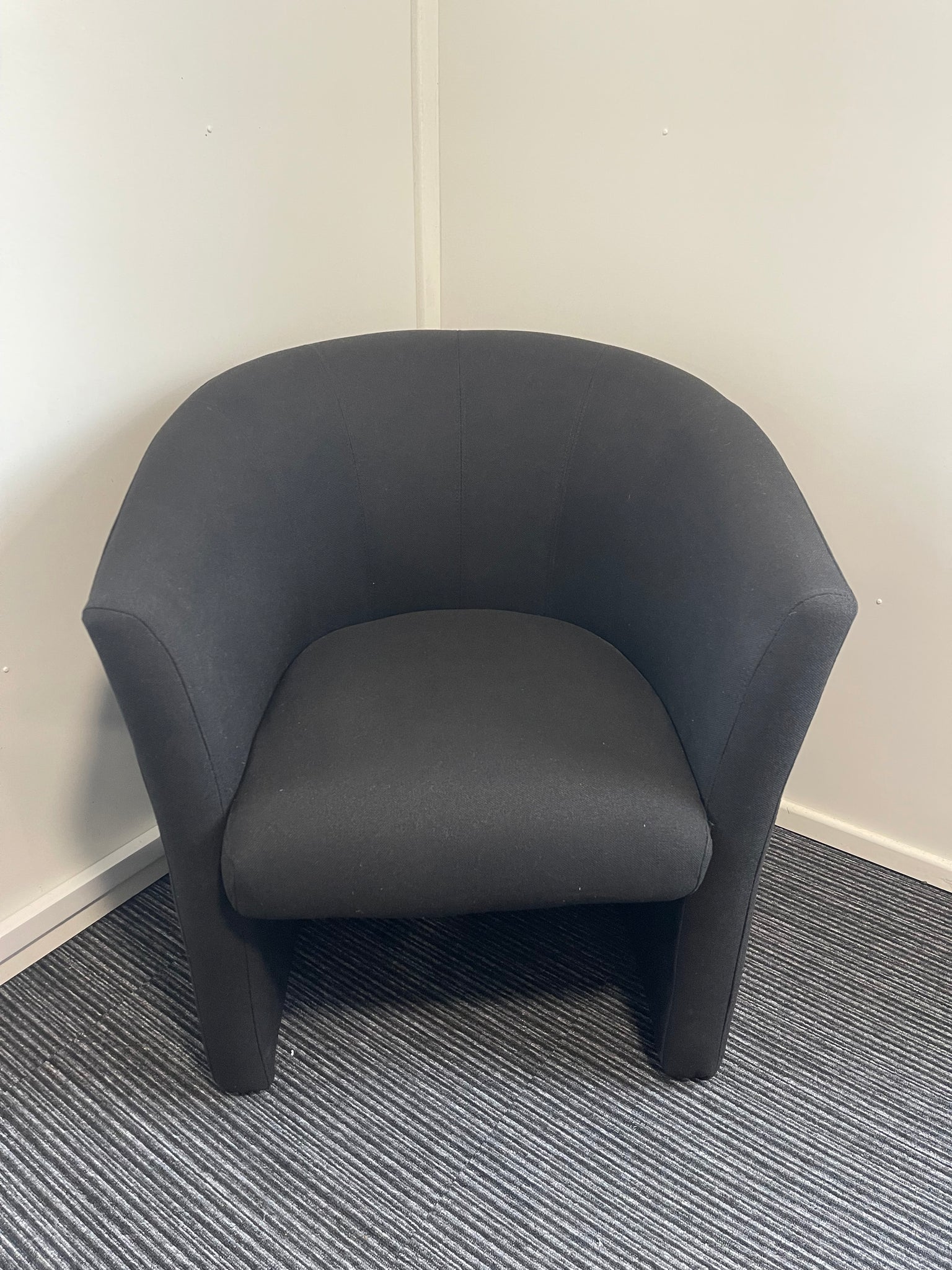 Neo Single Tub Soft Seating Arm Chair In Black Fabric – Dynamic Clearance